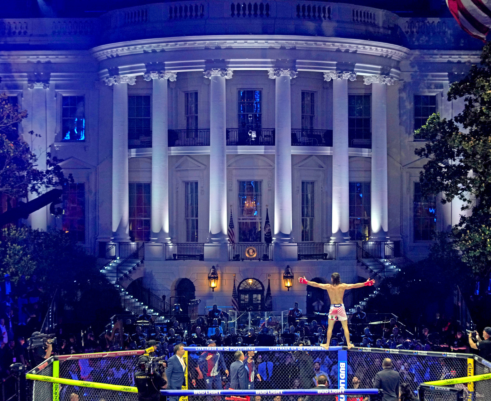 FBI disrupts a planned attack on the White House UFC cage-fighting show ...